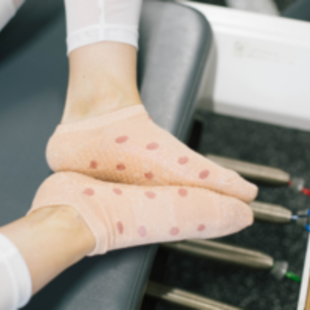 MOVE ACTIVE CLASSIC LOW-RISE GRIP SOCKS NON-SLIP - Auckland Physiotherapy